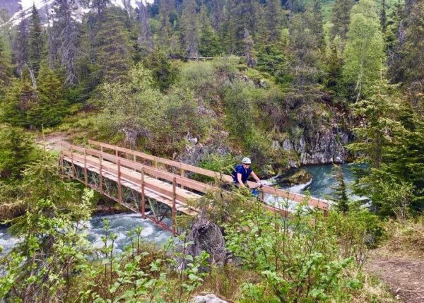 15 Best Stops On Your Drive From Anchorage to Seward - Andrea Kuuipo Abroad